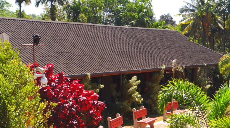Resort roofing